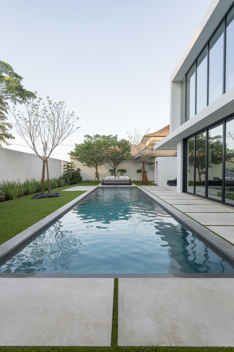 34 Outdoor Pool Designs for Modern, Luxury, and Villa Spaces With Stunning Architecture