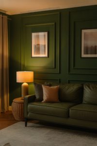 40 Dark Green Living Room Ideas for Cozy, Moody, Vintage, and Modern ...